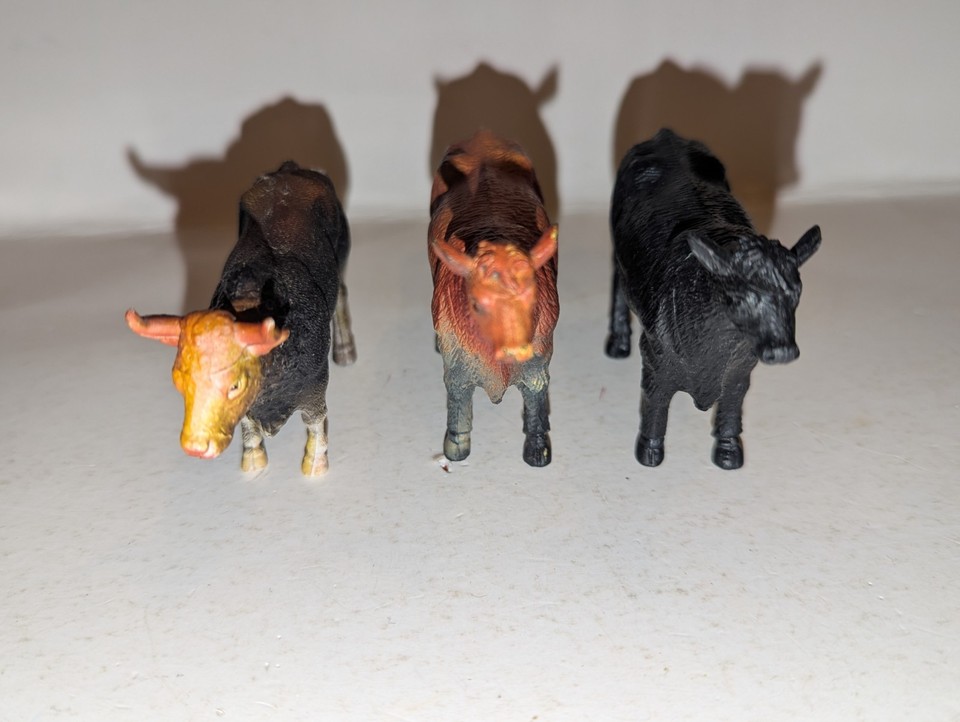 Lot of 3 Black & Brown Cow Figures - New-Ray & ? - 3.25" Angus ++ | eBay