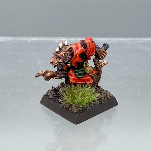 GW WFB - Classic metal Skaven Packmaster painted (6D9 Y545) | eBay