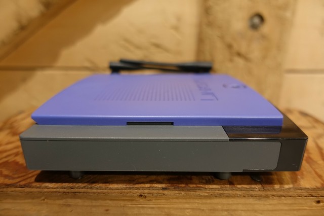 Linksys Wrt300n WiFi Wireless Broadband Router 4 Port for sale online ...