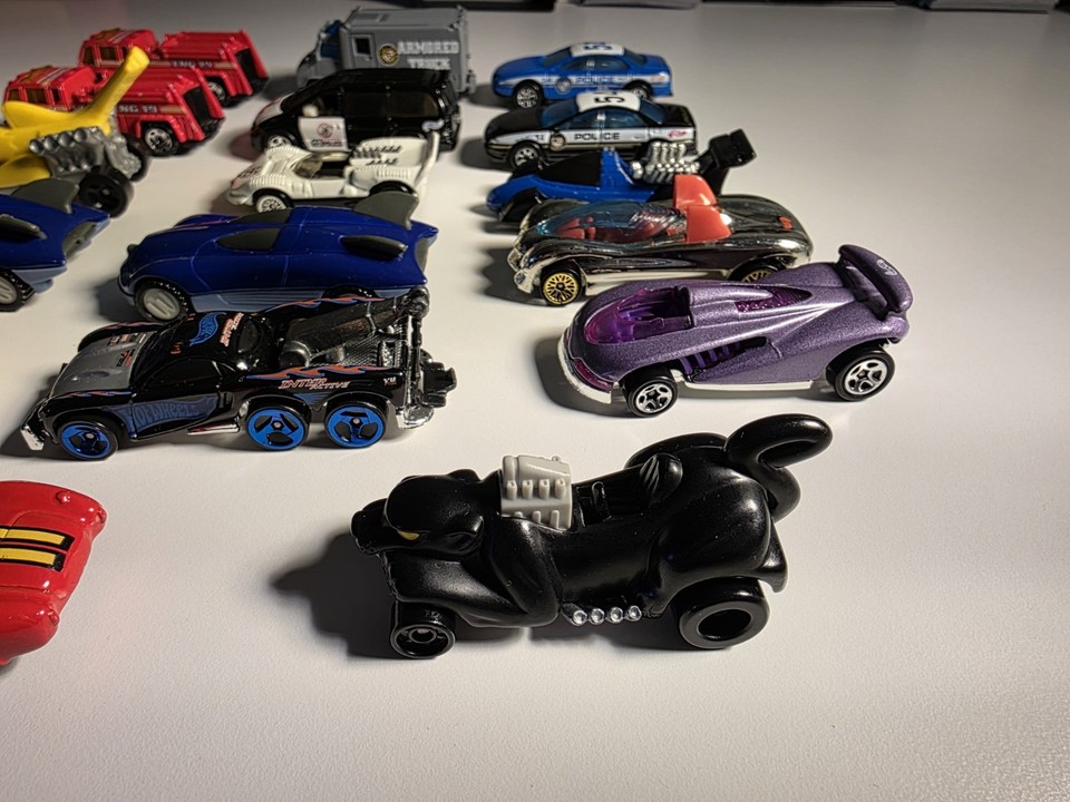 Vintage Hot Wheels Matchbox Lot Of 17 Cars - 80s & 90s Cobra Batman ...