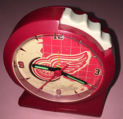 Red Wings Clock hockey fan alarm clock-Very Rare Vintage-Ships N 24 ...