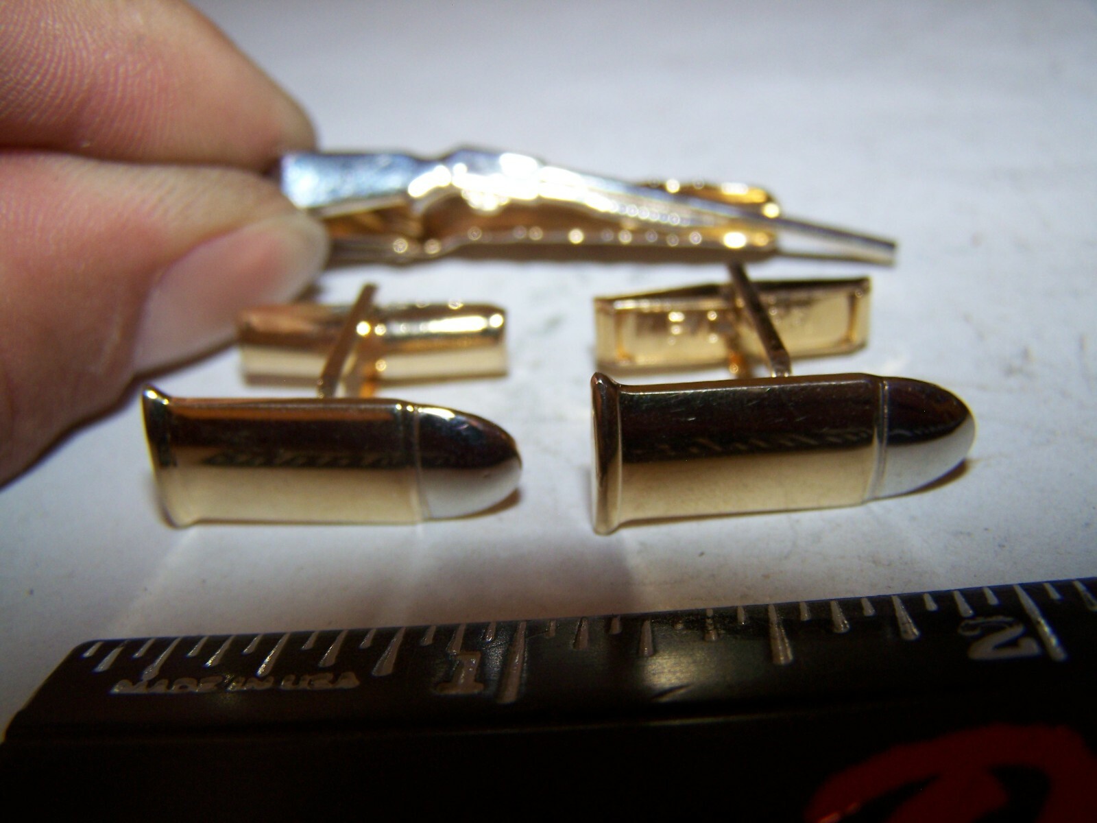 VINTAGE AMMO RIFLE CUFFLINKS TIE CLIP GOLD TONED - Gem