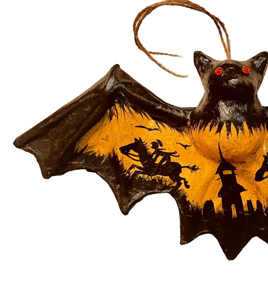 Sleepy Hollow Bat-Headless Horseman (Chase Scene) Hand Painted Ornament ...