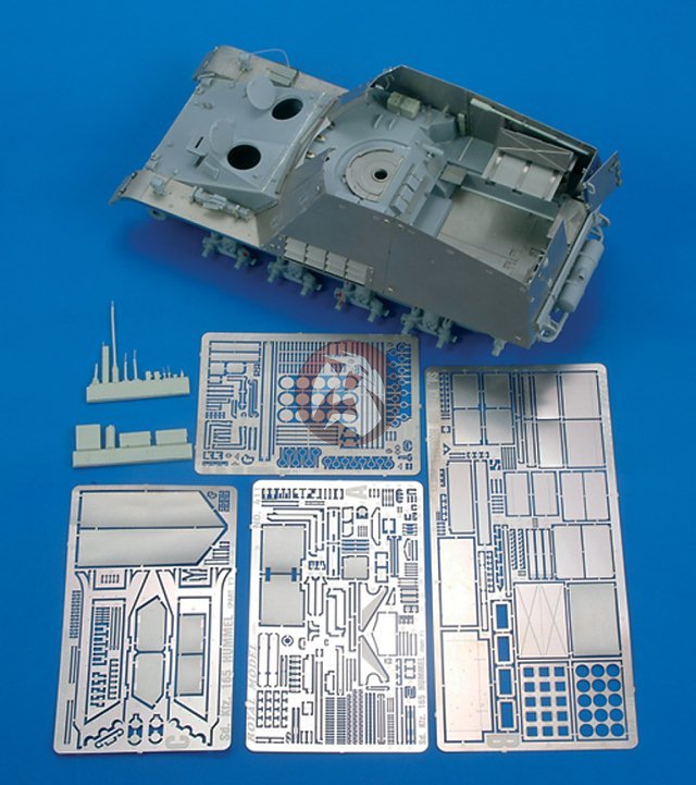 Royal Model 1/35 Sd.Kfz.165 Hummel Update Set Part.1 (for Dragon No ...