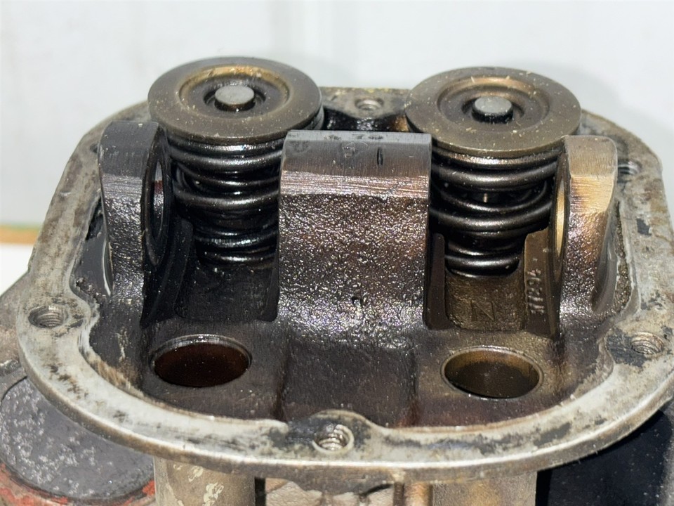 66 Cessna 150 F Continental O-200 Engine Cylinder Jug With Valves 6674 ...