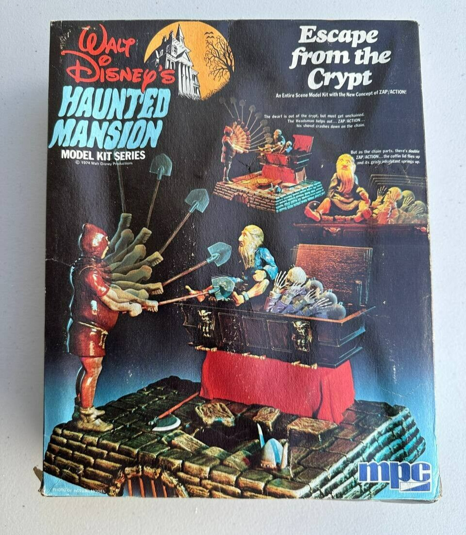 1974 Disney Haunted Mansion Model Kits Adventure Comics #433 FN (DC