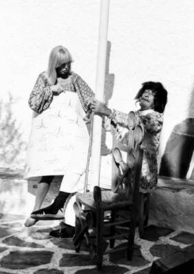 The Spanish painter Salvador Dali with his model Amanda Lear 1969 OLD ...
