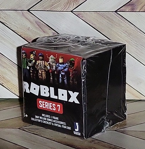 Roblox Series 7 Black Blind Box Mystery Figure w/ Virtual Code Jazwares ...