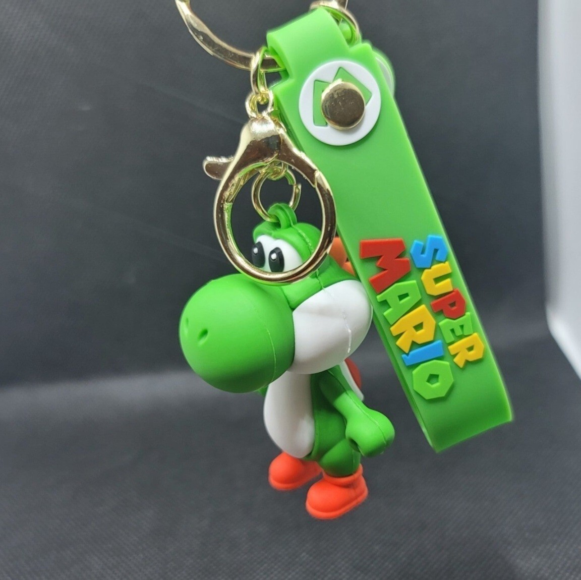 4× Yoshi 3D Figure Keychains with Carrying Strap | eBay