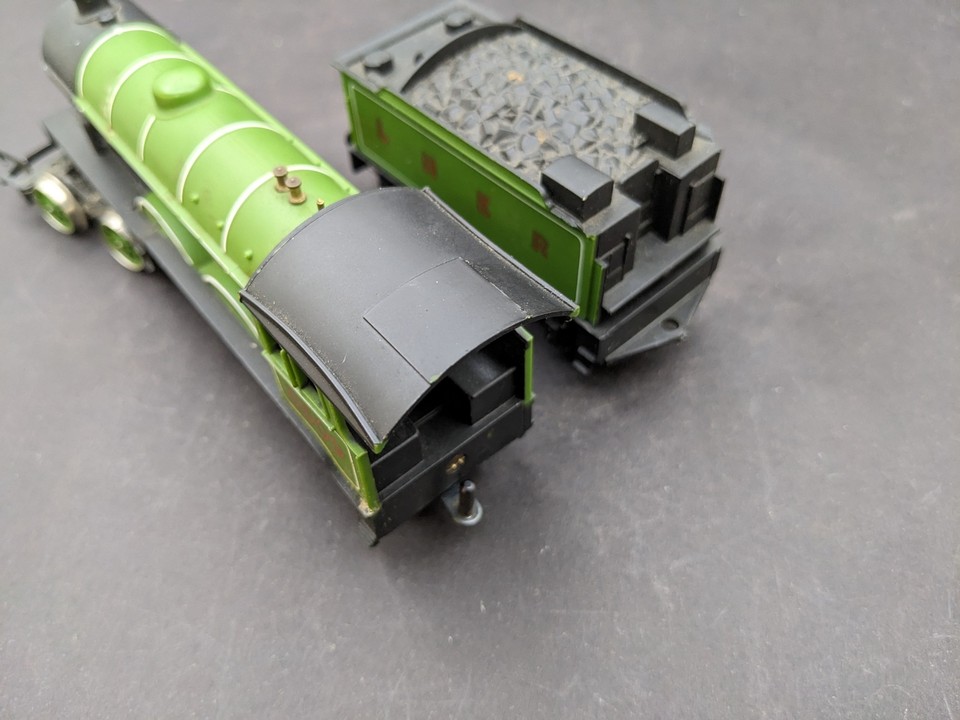 Triang Hornby R150 LNER Green B12 4-6-0 loco excellent condition | eBay UK