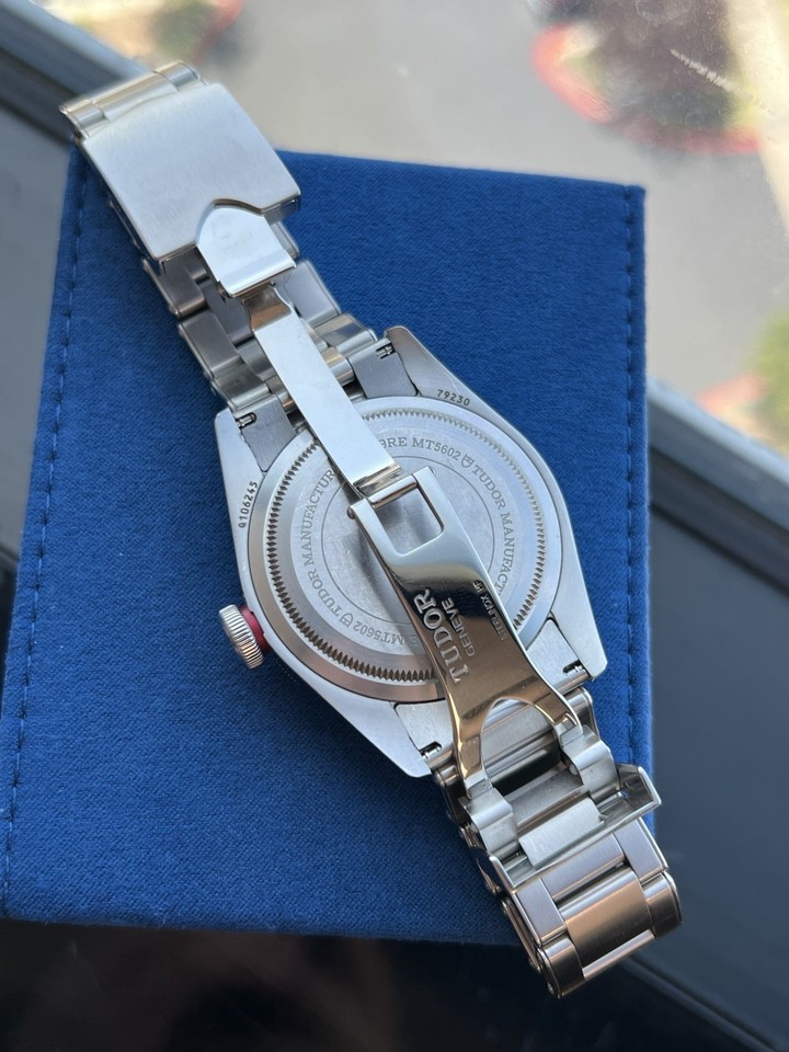 TUDOR Black Bay 41mm 79230R Automatic Stainless Steel Black Dial Red ...