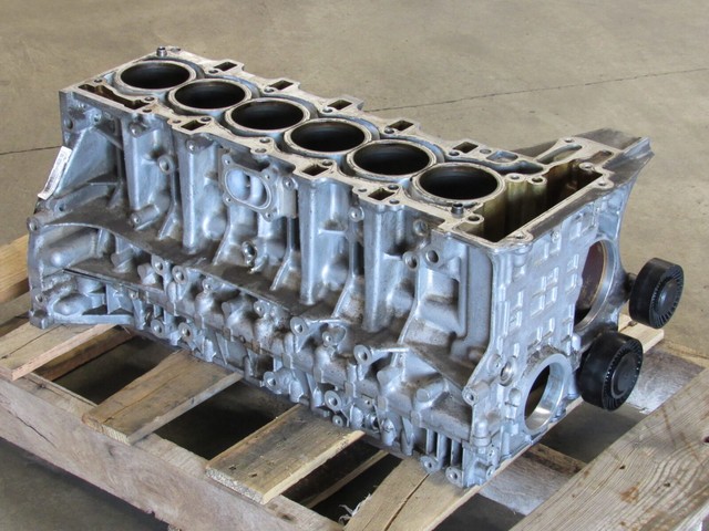 BMW N54 Engine Block With Bedplate Reconditioned 11110443605- R5s6 for ...