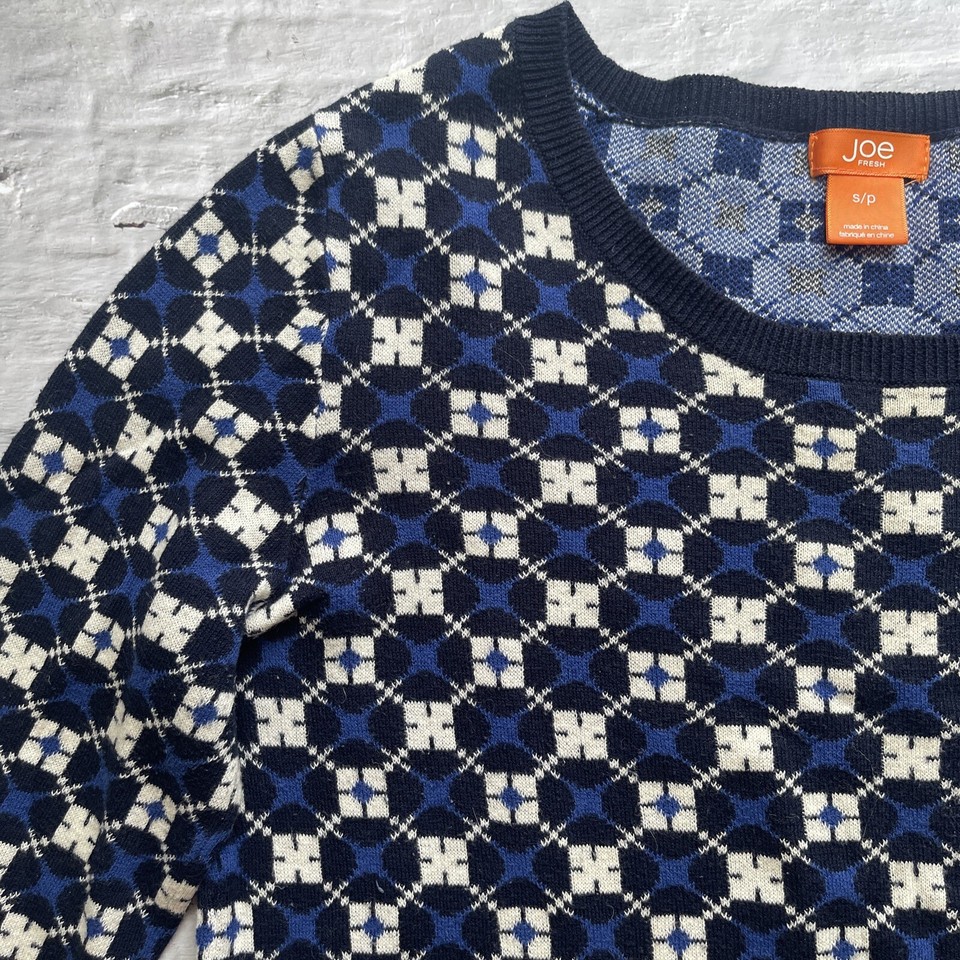 Joe Fresh preppy geometric print crew neck sweater EUC - Size Small ...