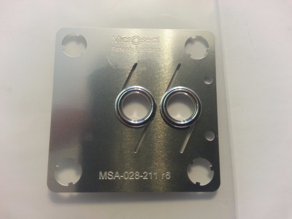 NEW 2X MICROFLEX MSA-028-211 r6 2 HOLES MICRO C-SEAL MSA028211R6 SHIPS ...