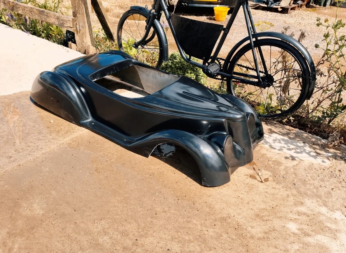 Hot Rod Fiberglass Car Bodies