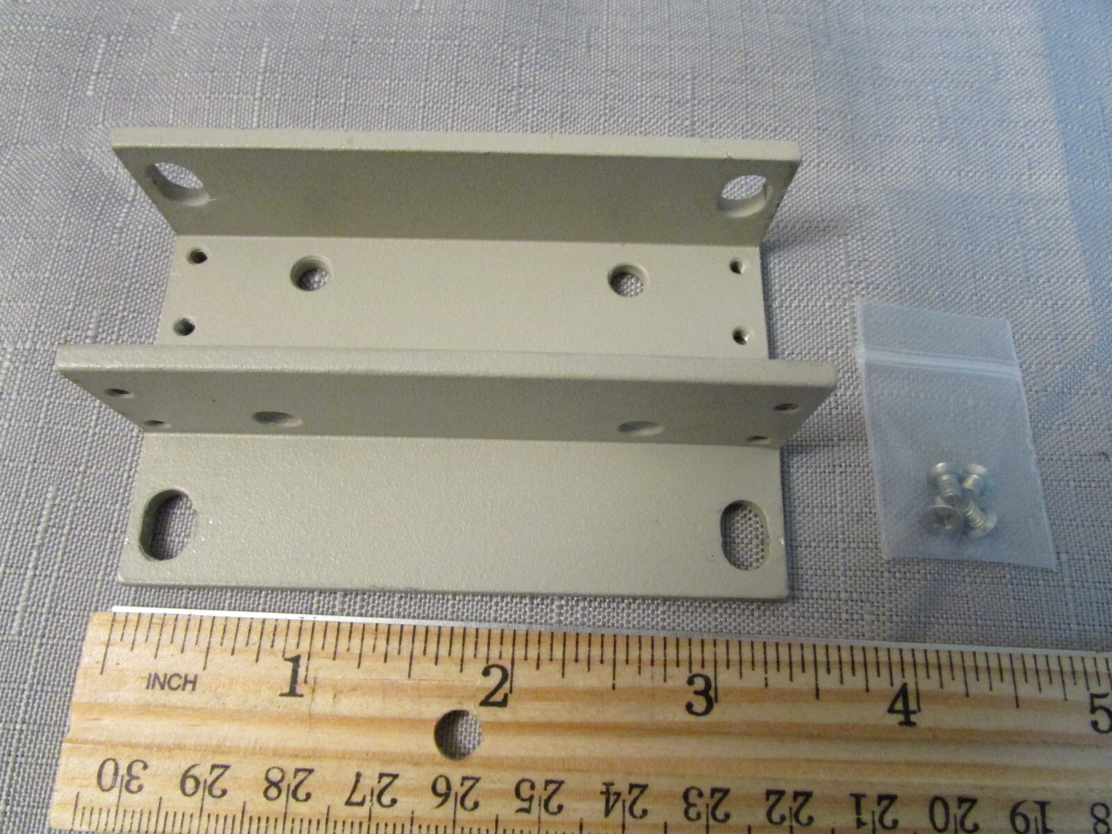 Pair Electronics Test Equipment Rack Mounting Brackets 3-3/8 Tall | eBay