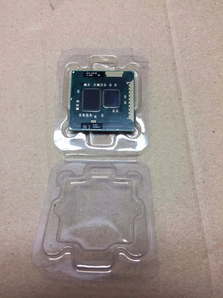 Processeur Prozessor Processor Intel CPU i3-380M 2.5Ghz 3Mb cache SLBZX ...