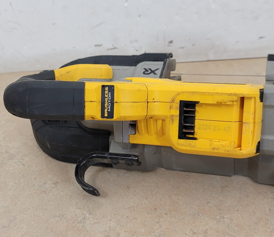 Dewalt DCS374 Brushless Cordless Variable Speed Band Saw 20v + 2 5.0 ...