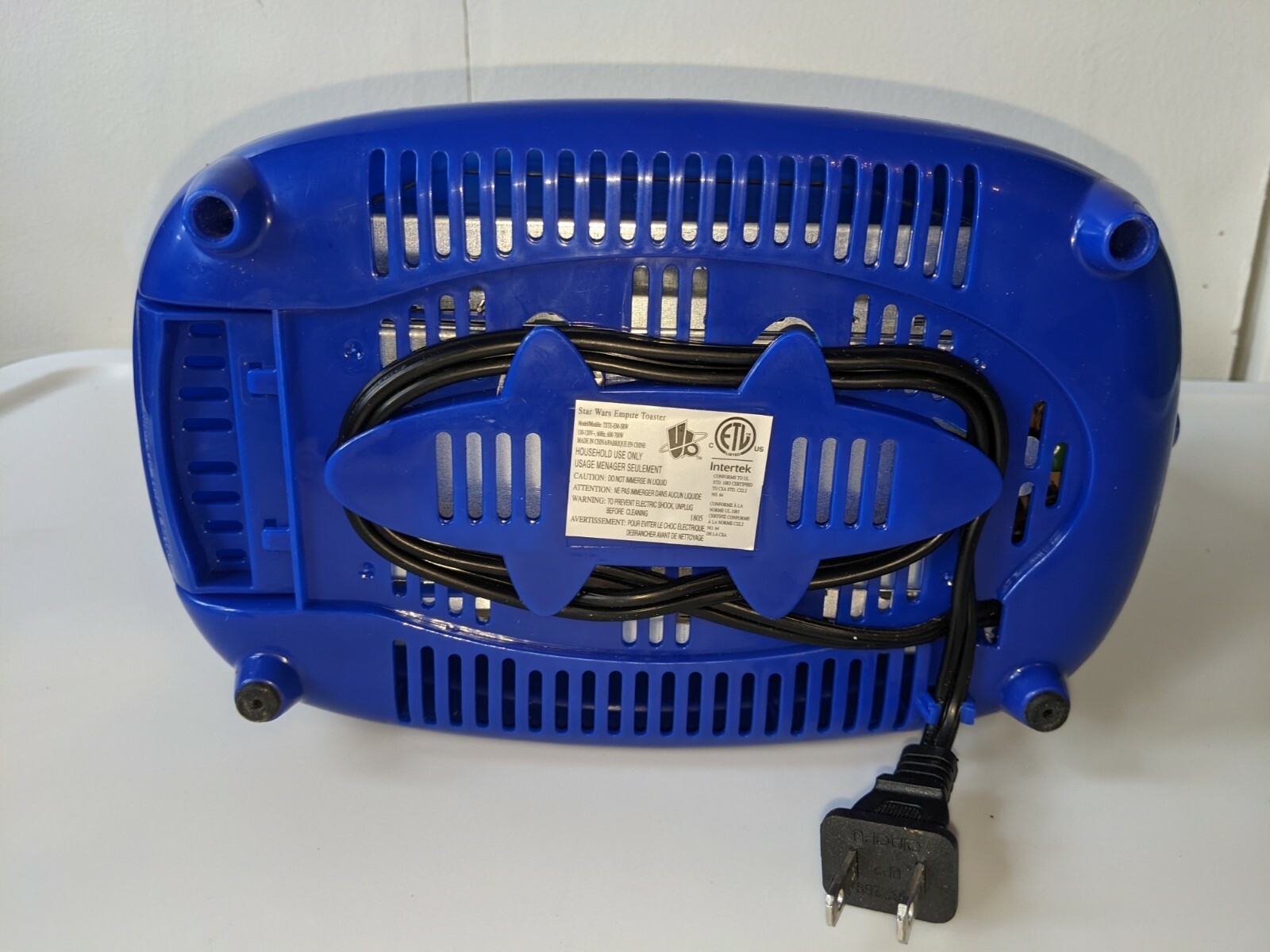 Uncanny Brands Star Wars 2-Slice Toaster- Toast Iconic R2-D2 on Your ...