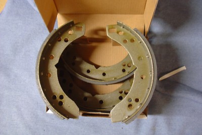 NEW RELIANT REBEL ROBIN REGAL RIALTO REAR 7" BRAKE SHOES | eBay UK