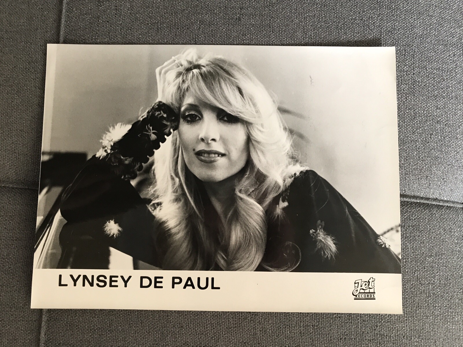 LYNSEY DE PAUL - PHOTO DE PRESSE 18x24 | eBay