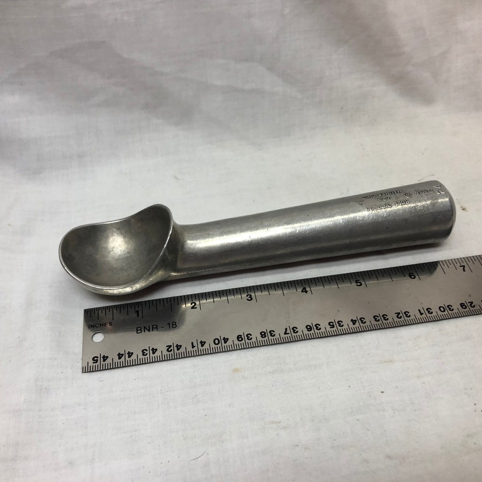 Zeroll Ice Cream Dipper Scoop Roll Dippers 24 Made in Maumee Ohio USA ...