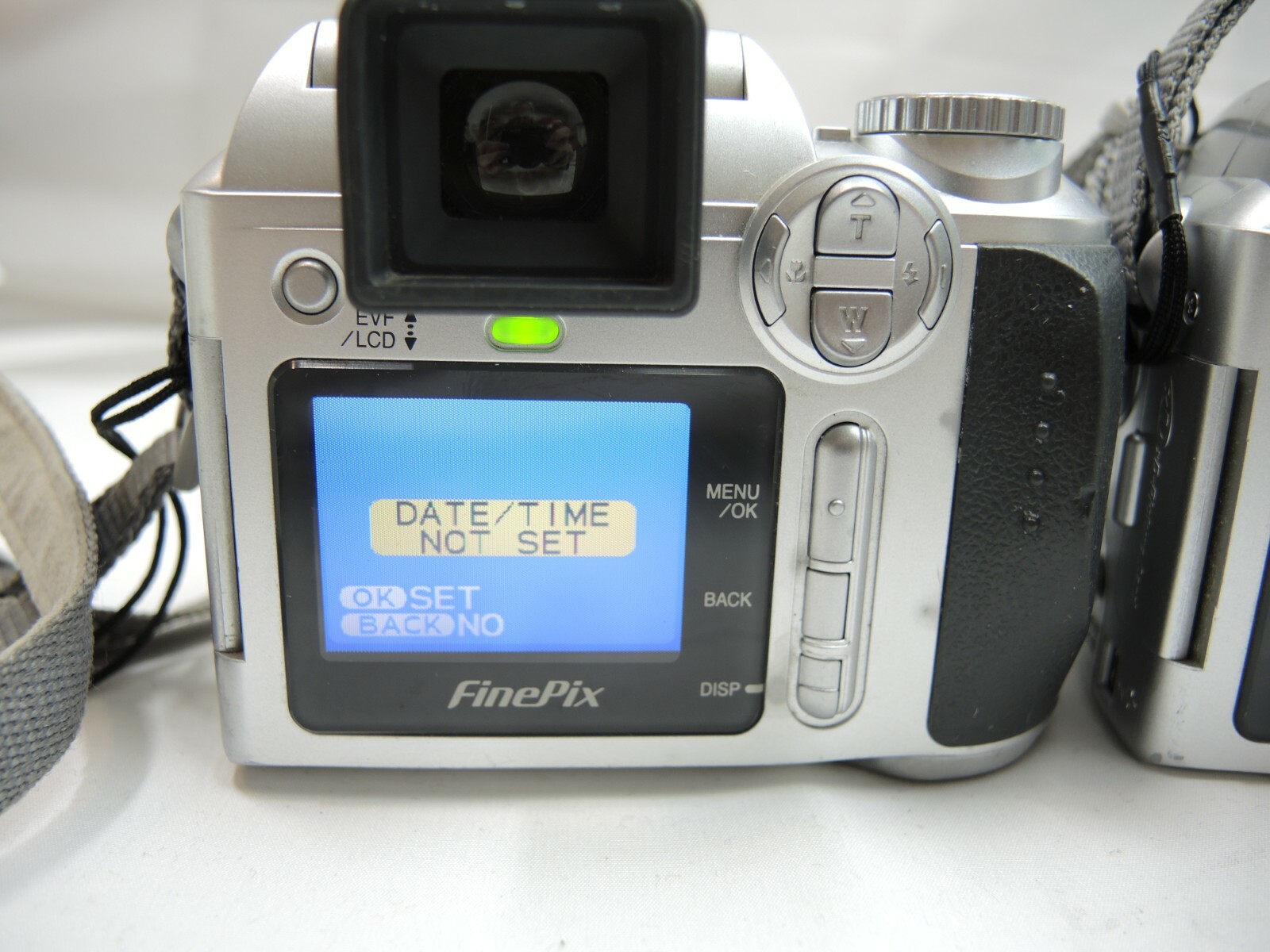 Fujifilm 3800 / S304 3.2MP Digital Camera for sale online | eBay