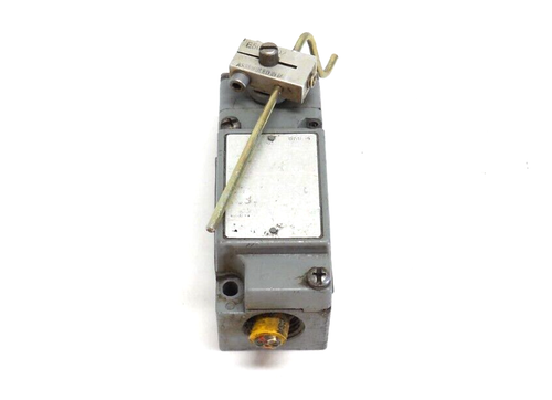 CUTLER-HAMMER E50SA LIMIT SWITCH W/ OPERATING HEAD AND E50KL202 LEVER ...