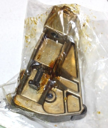 BMW E53 X5 E60 E63 E65 E70 LEFT TIMING CHAIN UPPER SLIDE RAIL GUIDE V8 ...