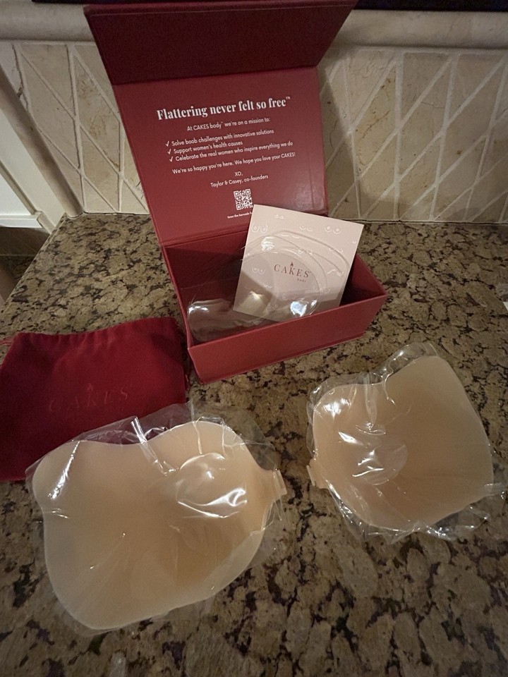 Cakes Body cleavage bra strapless honey OG (B-D) new sticky adhesive ...