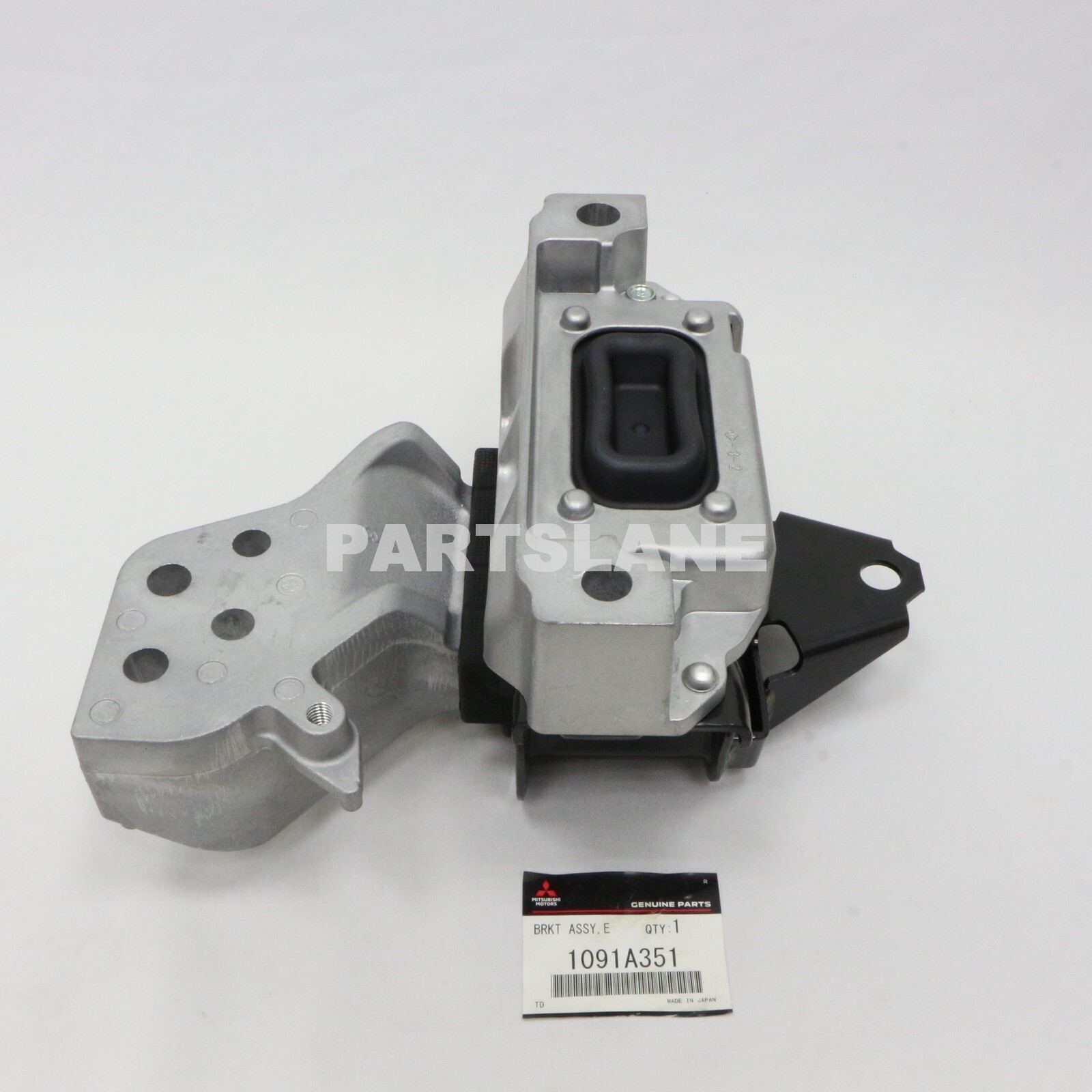 1091A351 Mitsubishi OEM Genuine BRACKET, ENG FR MOUNTING | eBay