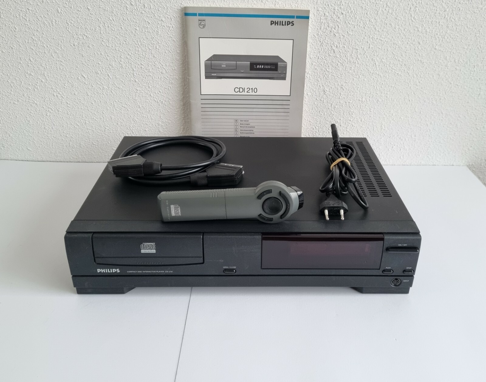 Philips CDI 210 CD-i Video Game Console w/ Digital Video Cartridge ...