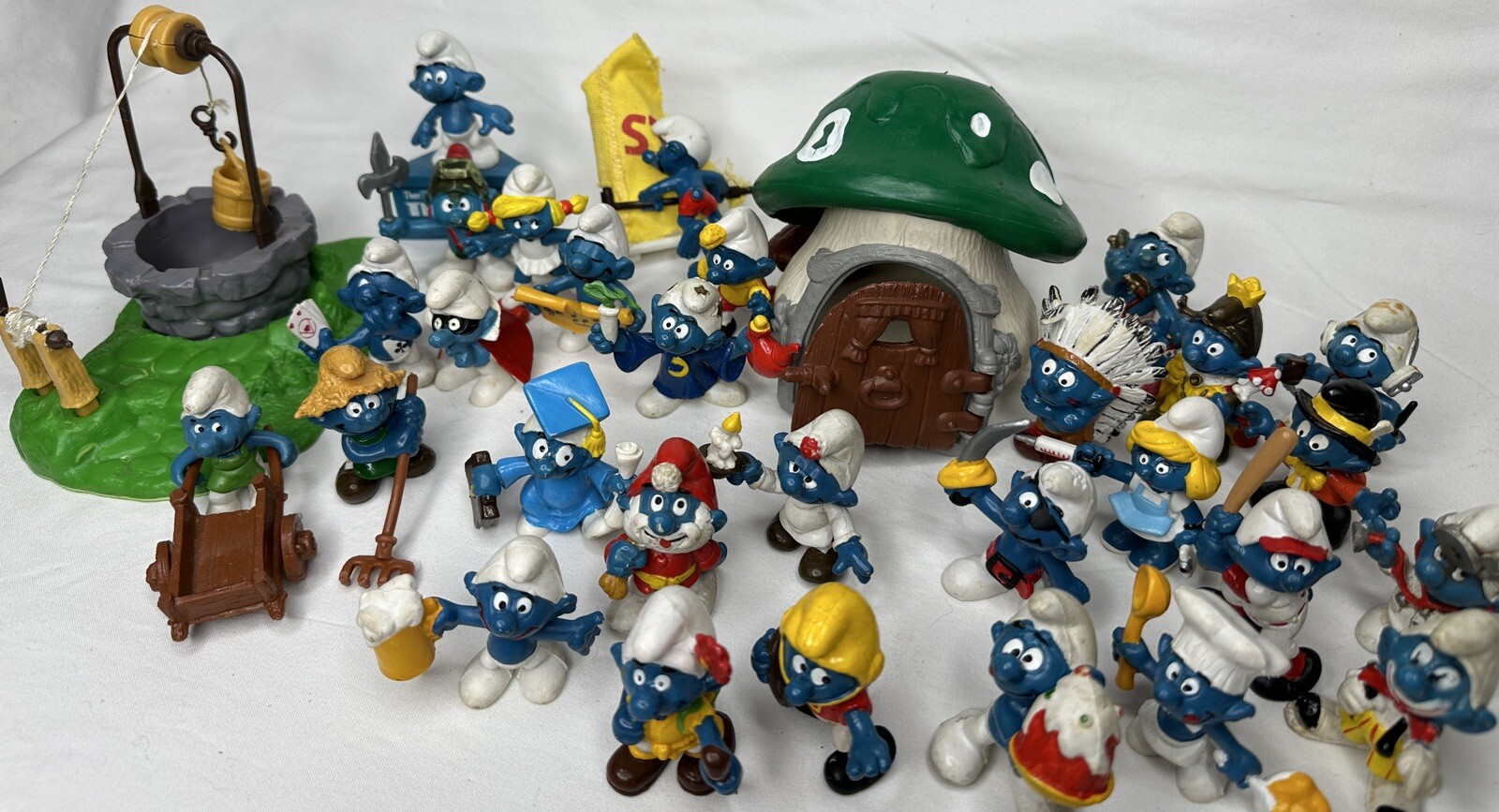 SMURFS lot of 1970's 80's Vintage Figures with House & Town Well | eBay