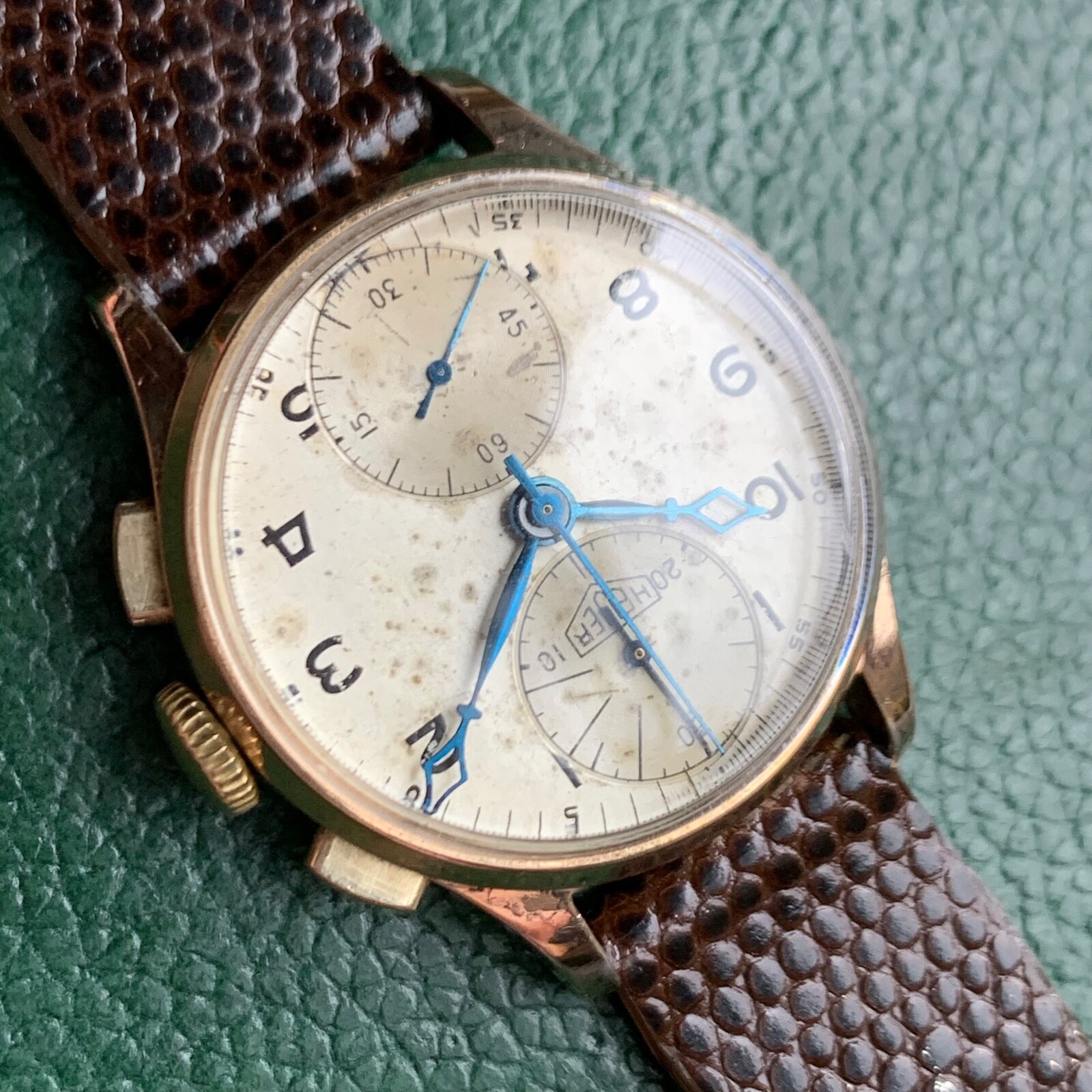 1940's Heuer Ref. 3248 Valjoux 77 Chronograph Gold Tone Wristwatch ...