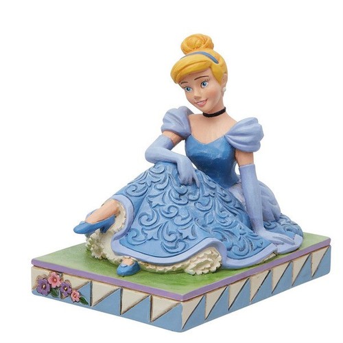 Cinderella Sitting Poses Disney Wrapping Allowed | eBay