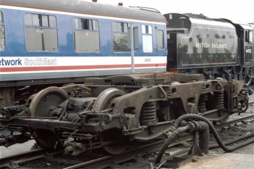 PHOTO CLASS 47 BOGIE AT TINSLEY DEPOT 1990 | eBay