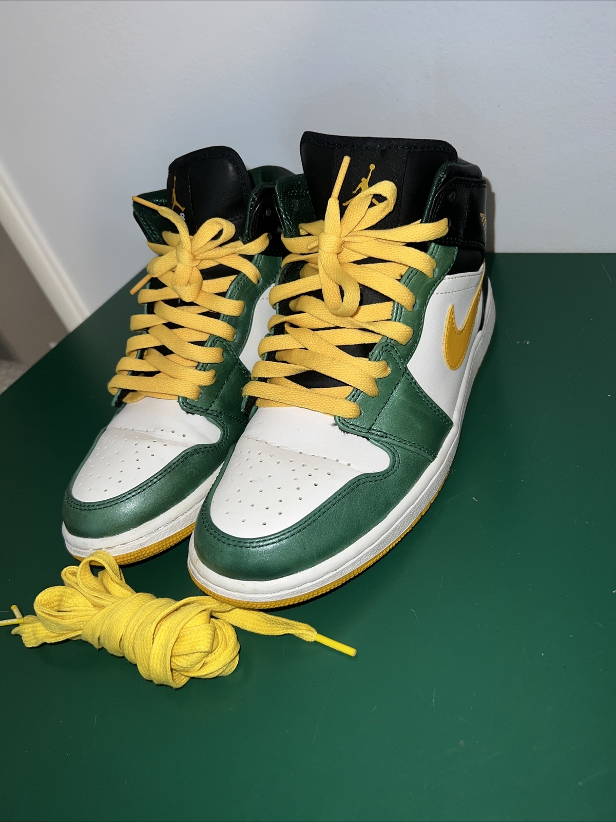 Nike Air Jordan 1 Seattle Super Sonics Men's Size 8 U… - Gem