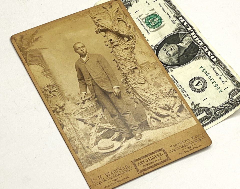 ANTIQUE *AFRICAN-AMERICAN MALE* Fort Scott KANSAS SEPIA STUDIO CABINET ...
