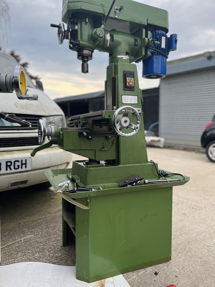 Warco VMC Turret Milling Machine | eBay