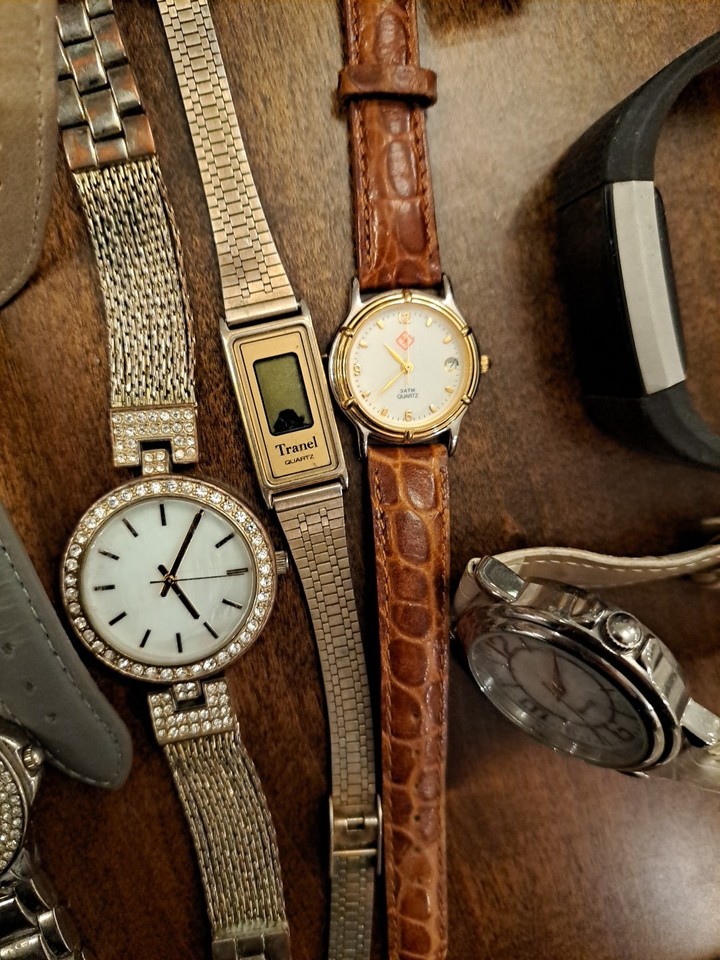 Lot of 28 Random Watches for Parts Or Repair Untested Victoria Wick ...