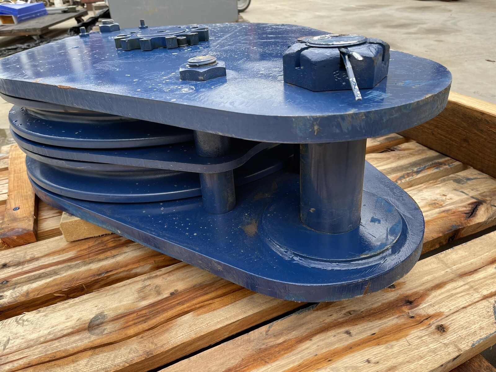 New, Mckissick 45 ton 680 Block Sheave Mast for Hook Capacity 45 Tons ...