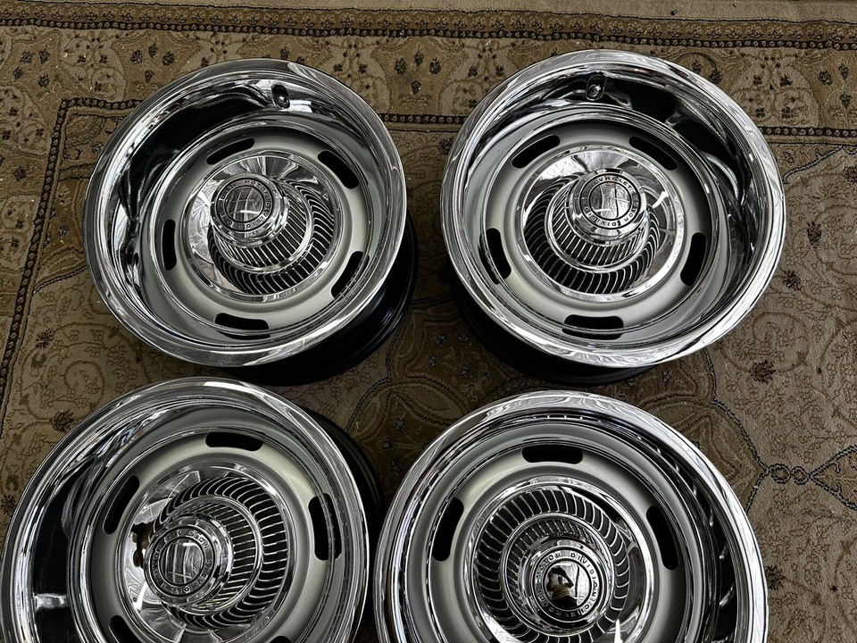 1969-82 Corvette AZ 15x8 OEM Rally Wheels Restored Mismatched Dates ...