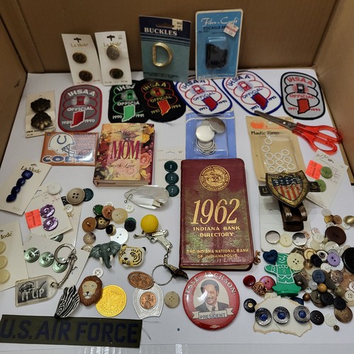 Vintage Estate Sale Junk Drawer Lot Buttons Pins Patches Collectables ...
