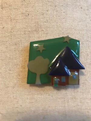VINTAGE HAND CRAFTED HOUSE PINS BY LUCINDA YATES PIN OR BROOCH HOUSE ...
