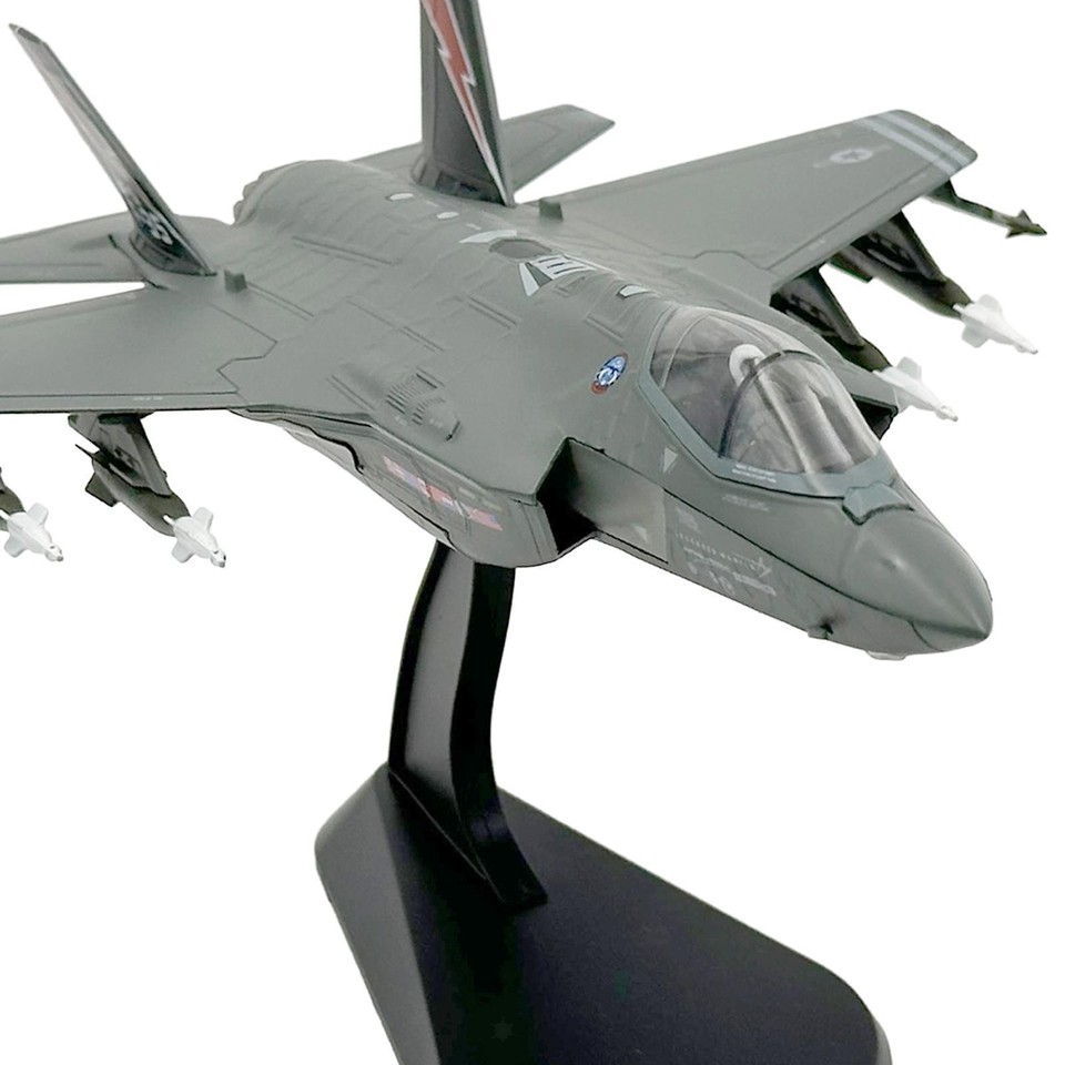 Aircraft Model 1:72 Streamlined Body Desktop Decoration Aircraft ...