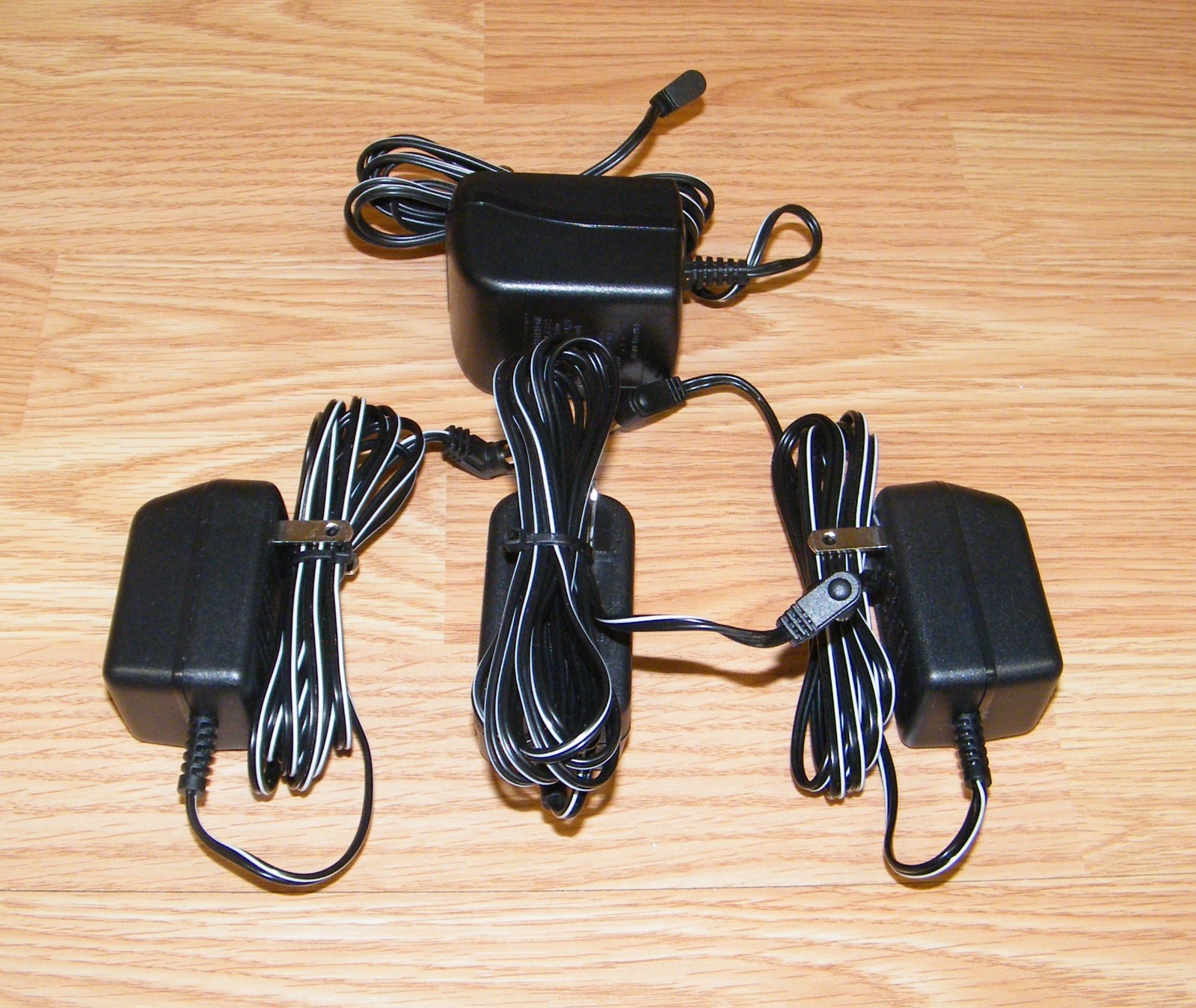 4 Vtech (MI6896) Mini Cordless Digital Spread Spectrum Phones w ...