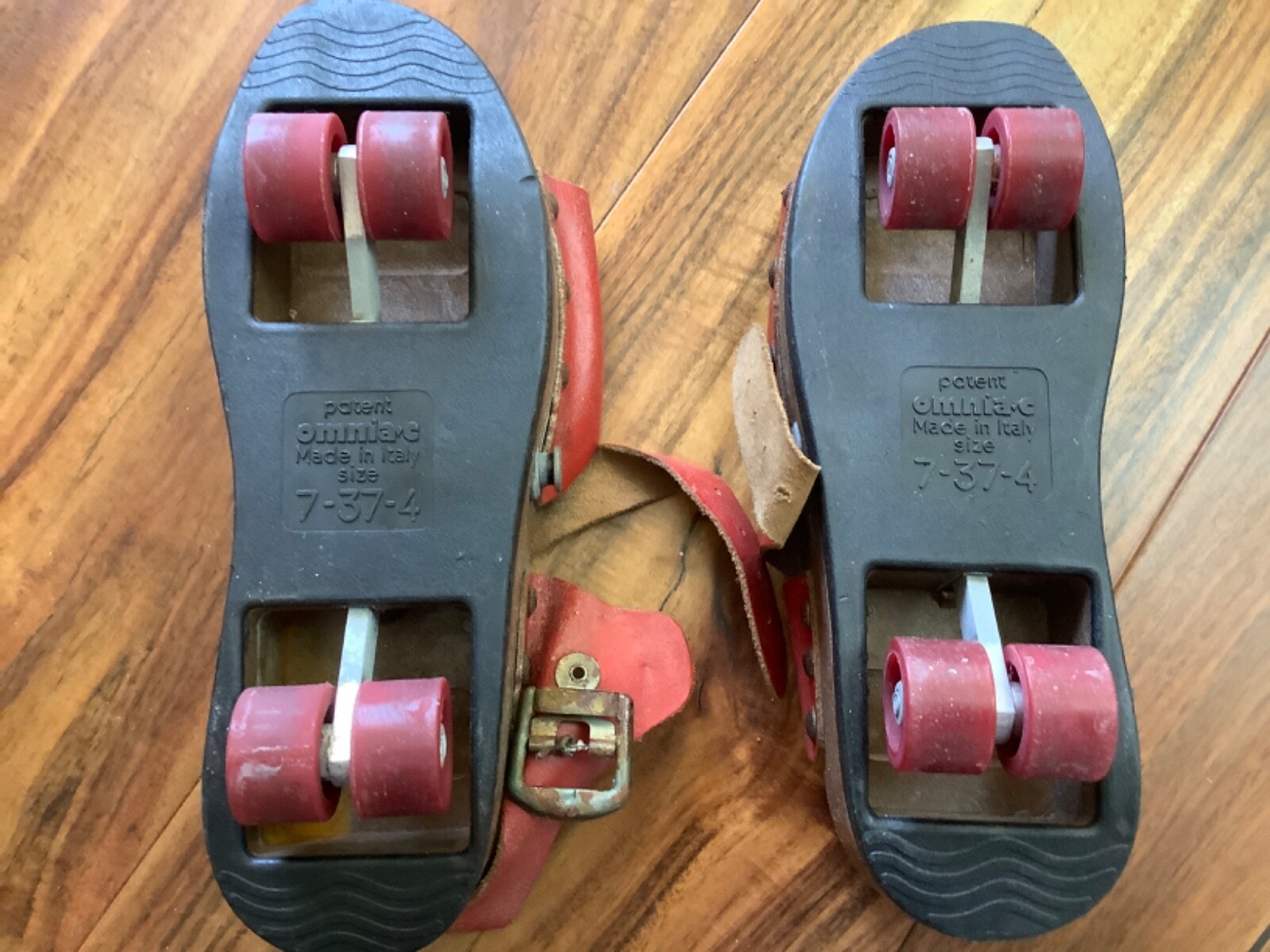 Omnia’C Red Pop Out Convertible Sandal Skate Made in … - Gem