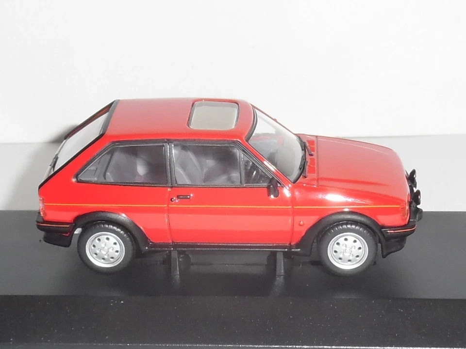 CORGI VANGUARDS VA14401 Ford Fiesta MK2 XR2 (1983) in Rosso Red. | eBay UK