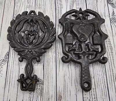 Trivets - Vintage Wilton Cast Iron Trivet