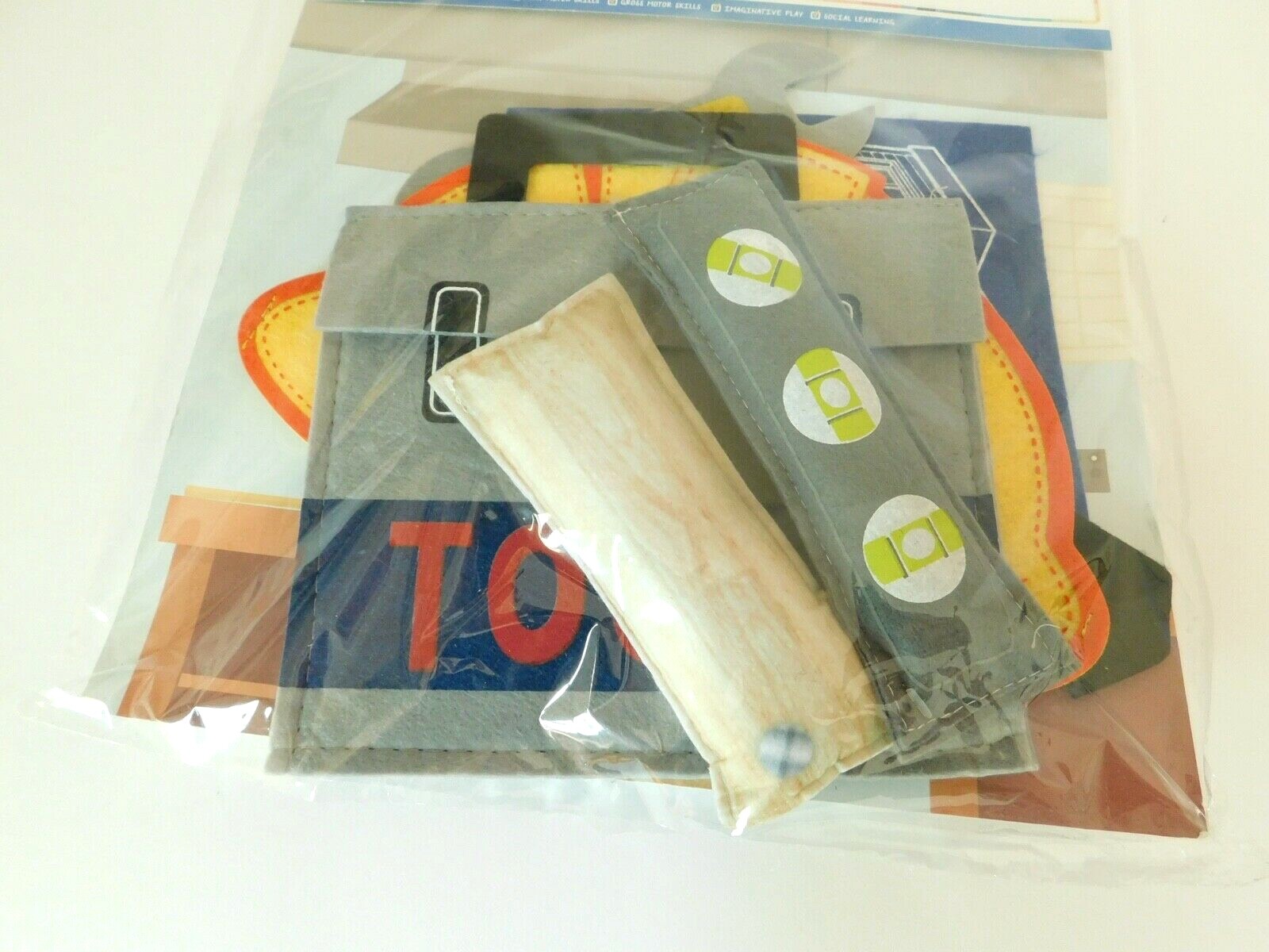 Horizon Group Felt Role Play Kit Set Construction 6 Pieces Imaginative ...